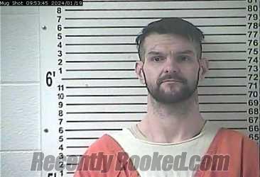 Recent Booking / Mugshot for ROBERT DALTON TUCKER in Hardin County, Kentucky