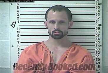 Recent Booking / Mugshot for TRAVIS TRAY TUCKER in Hardin County, Kentucky