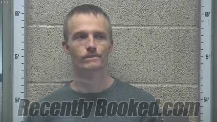 Recent Booking / Mugshot for SHAWN PAUL HOBBS in Henderson County, Kentucky