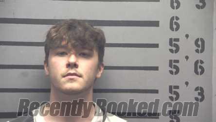 Recent Booking / Mugshot for DATHAN BRUCE WINTERS in Hopkins County ...