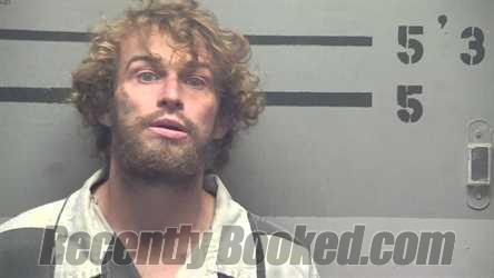 Recent Booking / Mugshot for TYLER WAYNE BENTON in Hopkins County, Kentucky