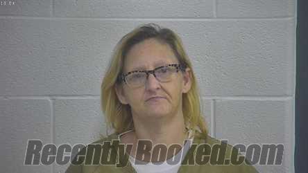 Recent Booking / Mugshot for JULIA A HELTON in Laurel County, Kentucky