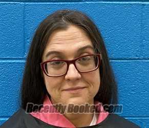 Recent Booking / Mugshot for JENNIFER NICOLE DUNCAN in McDowell County ...