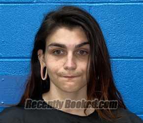 Recent Booking / Mugshot for VICTORIA PAIGE MCKINNEY in McDowell County ...