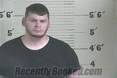 Recent Booking / Mugshot for Brandon Coffey in Lee County, Kentucky