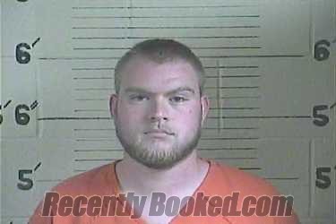 Recent Booking / Mugshot for Matthew Petty in Lee County, Kentucky