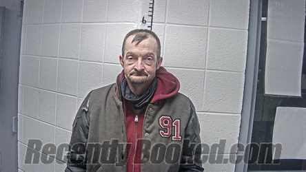 Recent Booking / Mugshot for JASON SCOTT AMBURGEY in Letcher County ...