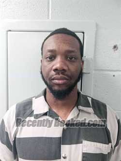 Recent Booking / Mugshot for TOYVIOUS BABB in Logan County, Kentucky