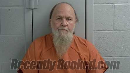 Recent Booking / Mugshot for GERALD CRUMP in Logan County, Kentucky