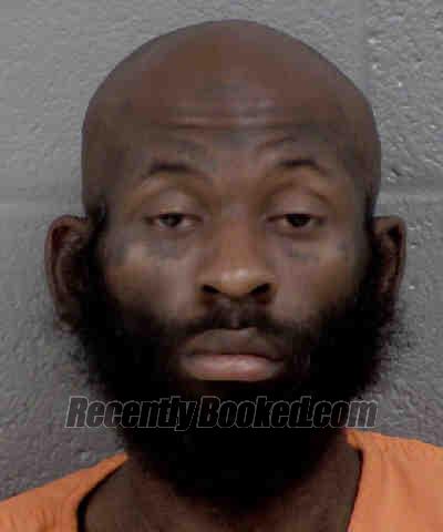 Recent Booking / Mugshot for JAVON LEE OVERTON in Mecklenburg County ...