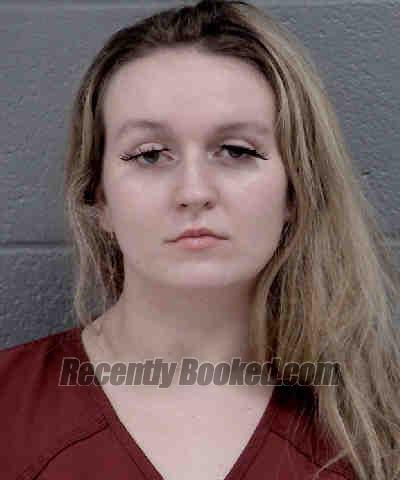 Recent Booking / Mugshot for ANNABELLE LILLIAN MAYHEW in Mecklenburg ...