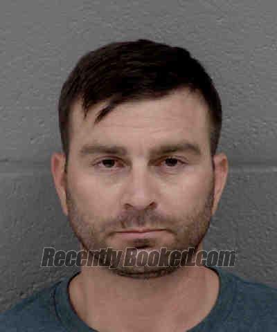 Recent Booking / Mugshot for JEREMY JOHN LEMEROND in Mecklenburg County ...