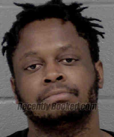 Recent Booking / Mugshot for CHRISTOPHER DONELL PIXLEY in Mecklenburg ...