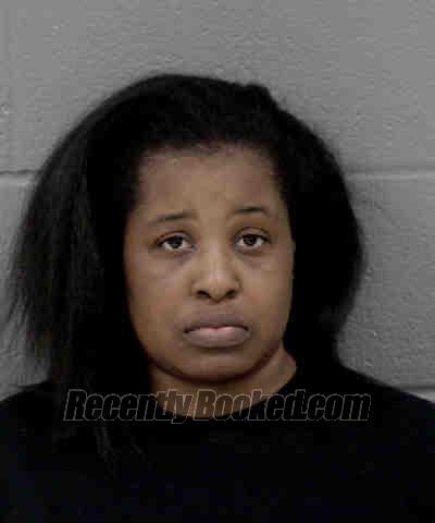 Recent Booking / Mugshot for TYONNA JOHNSON in Mecklenburg County ...