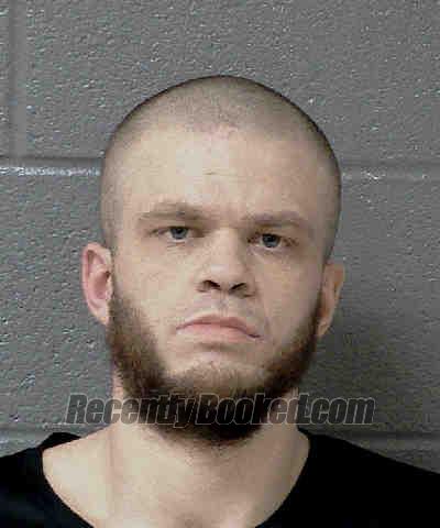 Recent Booking / Mugshot for CALEB EAVES in Mecklenburg County, North ...