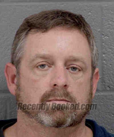 Recent Booking / Mugshot for SCOTT THOMAS TEUBNER in Mecklenburg County ...