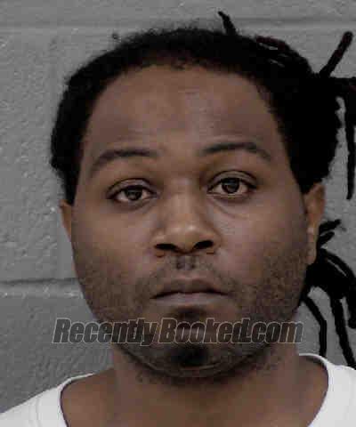 Recent Booking / Mugshot for BERNARD LABRYANT BENTON in Mecklenburg ...