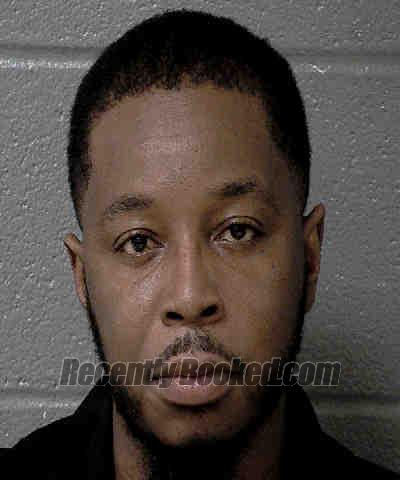Recent Booking / Mugshot for JERMAINE XAVIER GOODWIN in Mecklenburg ...