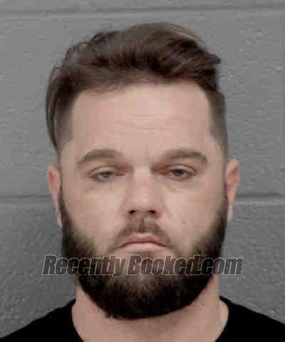 Recent Booking / Mugshot for JUSTIN NICHOLAS FREEMAN in Mecklenburg ...