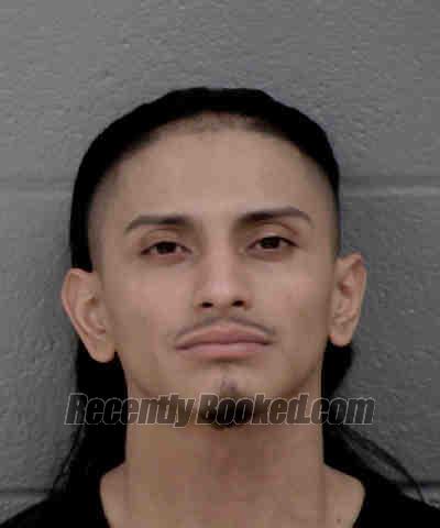 Recent Booking / Mugshot for ERICK JOSUE FARNES in Mecklenburg County ...