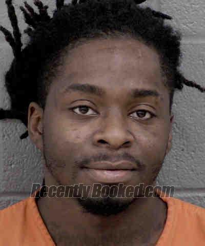 Recent Booking / Mugshot for ELIJAH AZIZ WILLIAMS in Mecklenburg County ...