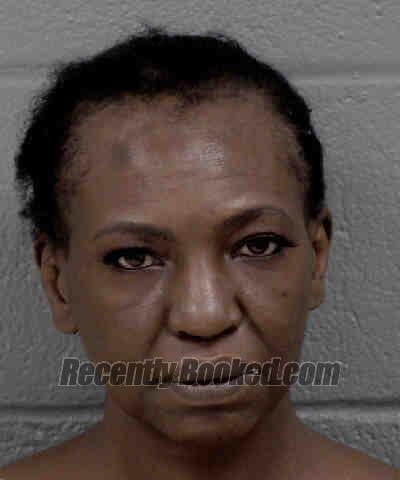 Recent Booking / Mugshot for LISA MARSHALL GRAY in Mecklenburg County ...