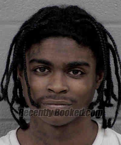 Recent Booking / Mugshot for RAQUAN CORTEZ SMITH in Mecklenburg County ...