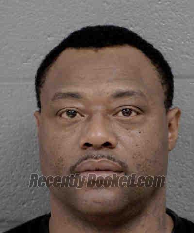 Recent Booking / Mugshot for WILLIE JAMES LITTLE in Mecklenburg County ...