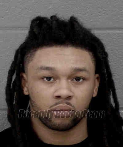 Recent Booking / Mugshot for HAJI DWANE WHITE in Mecklenburg County ...