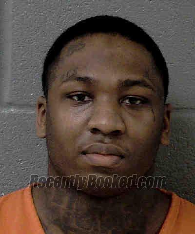 Recent Booking / Mugshot for ASHTON JAHLIL WHITE in Mecklenburg County ...