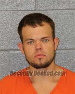 Recent Booking / Mugshot for JOSHUA DAVID KNIGHT in Mecklenburg County ...