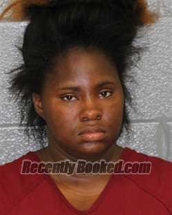 Recent Booking / Mugshot for JEWEL SARABECCA MORRISON in Mecklenburg ...