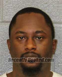 Recent Booking / Mugshot for ELIJAH JYSHEEM MCCULLOUGH in Mecklenburg ...