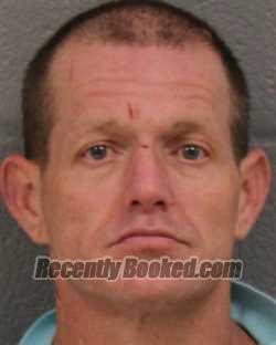 Recent Booking / Mugshot for JOSHUA EVERETTE HARDY in Mecklenburg ...