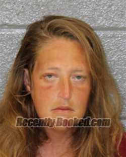 Recent Booking / Mugshot for JESSICA DIANE MATTHEWS in Mecklenburg ...