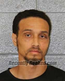 Recent Booking / Mugshot for JONATHAN BURCH in Mecklenburg County ...