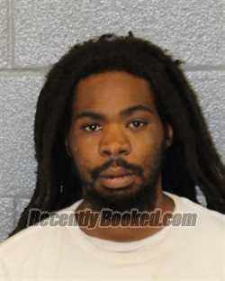 Recent Booking / Mugshot for TAVARES ANTONIO PERKINS in Mecklenburg ...