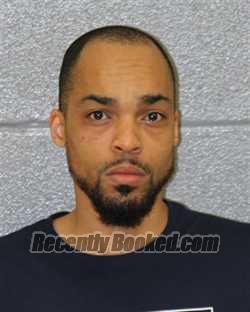 Recent Booking / Mugshot for DARWIN KEITH MANSON in Mecklenburg County ...