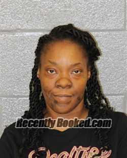 Recent Booking / Mugshot for VERONICA LATRICE BAILEY in Mecklenburg ...
