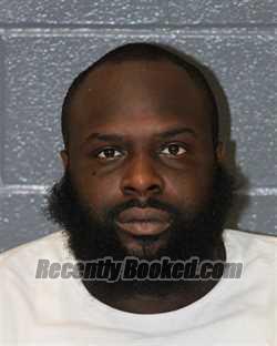 Recent Booking / Mugshot for JAQUANE NATHANIEL MURRAY in Mecklenburg ...