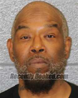 Recent Booking / Mugshot for OCTAVIOUS RONDEIR LAND in Mecklenburg ...