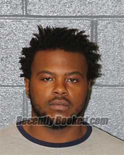 Recent Booking / Mugshot for ERIC JAMAL BROWN in Mecklenburg County ...