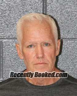 Recent Booking / Mugshot for JEFFREY ALAN SNIPES in Mecklenburg County ...