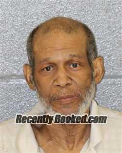 Recent Booking / Mugshot for KEVIN CLARENCE MCSWAIN in Mecklenburg ...