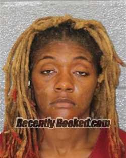 Recent Booking / Mugshot for JADA ALLIYAH BENNETT in Mecklenburg County ...