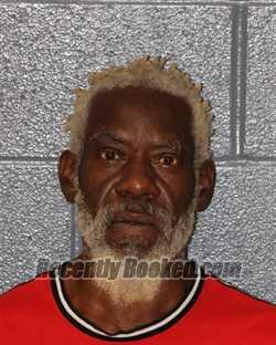 Recent Booking / Mugshot for JEREMY LAPRELL MOORE in Mecklenburg County ...