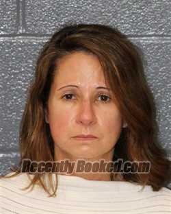 Recent Booking / Mugshot for ANDREA JOAN LOAR in Mecklenburg County ...