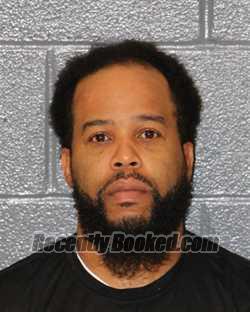Recent Booking / Mugshot for TRAVIS BROWN in Mecklenburg County, North ...