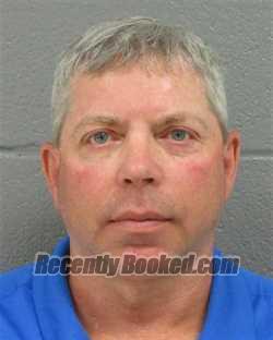 Recent Booking / Mugshot for MATTHEW LEWIS SHAVER in Mecklenburg County ...