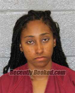 Recent Booking / Mugshot for BRIANNA ALEXUS BARBER in Mecklenburg ...